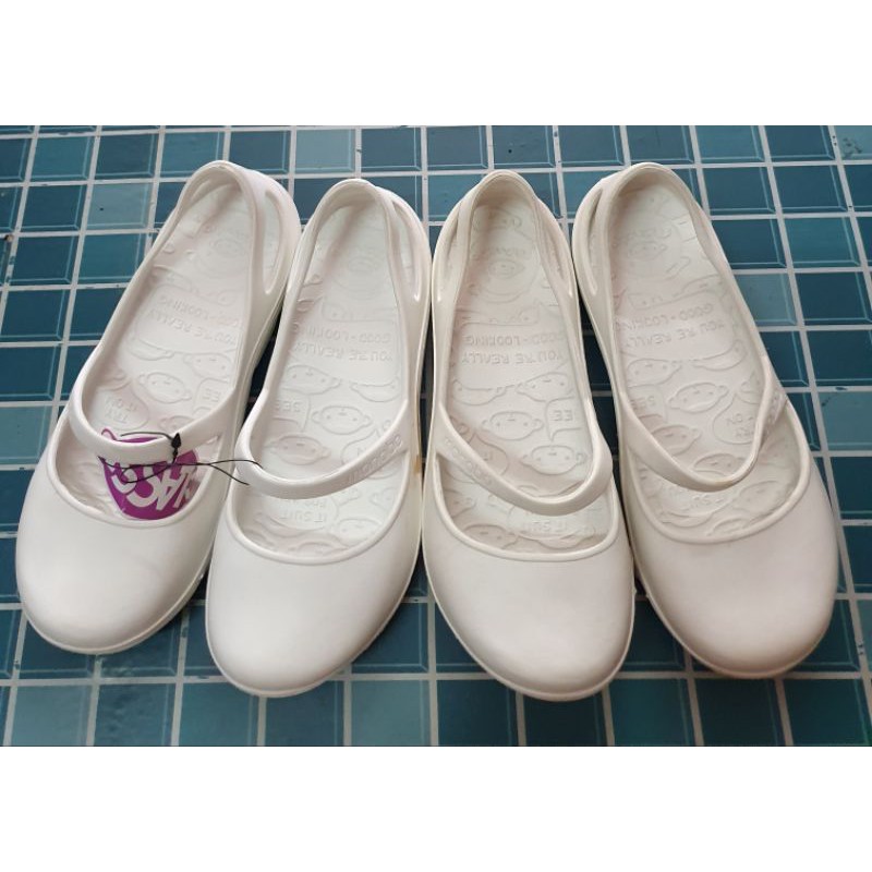 Very Fast Delivery The New Monobo Shoes Have A Full Size. | Shopee ...
