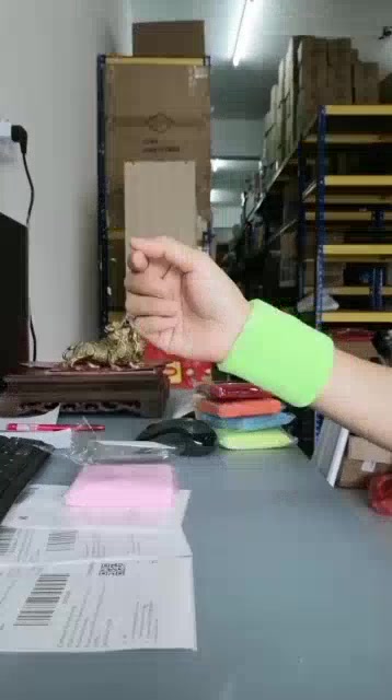 🔥SG STOCK🔥 1pc Sport Wristband Sweatband Cotton Hand Band For Gym ...