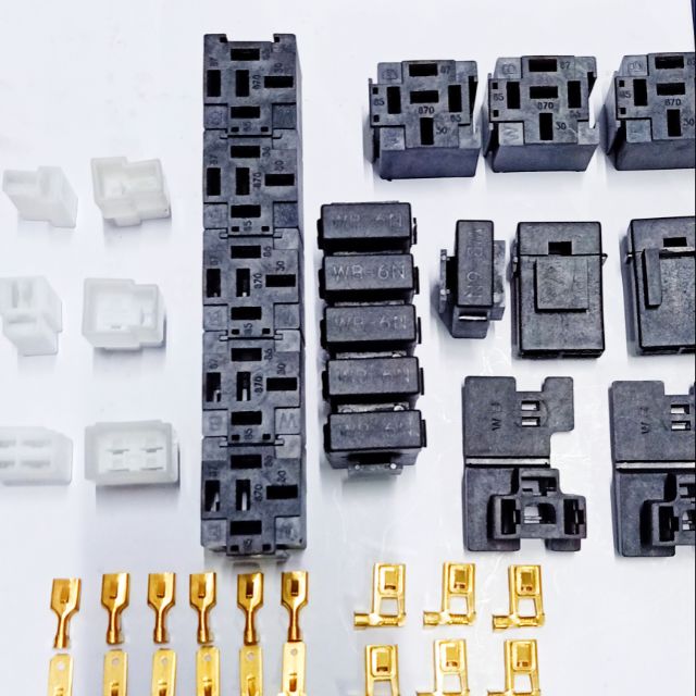 BOSCH RELAY SOCKET / FUSE HOLDER EMPTY / 4,3,2 SET SOCKET | Shopee ...