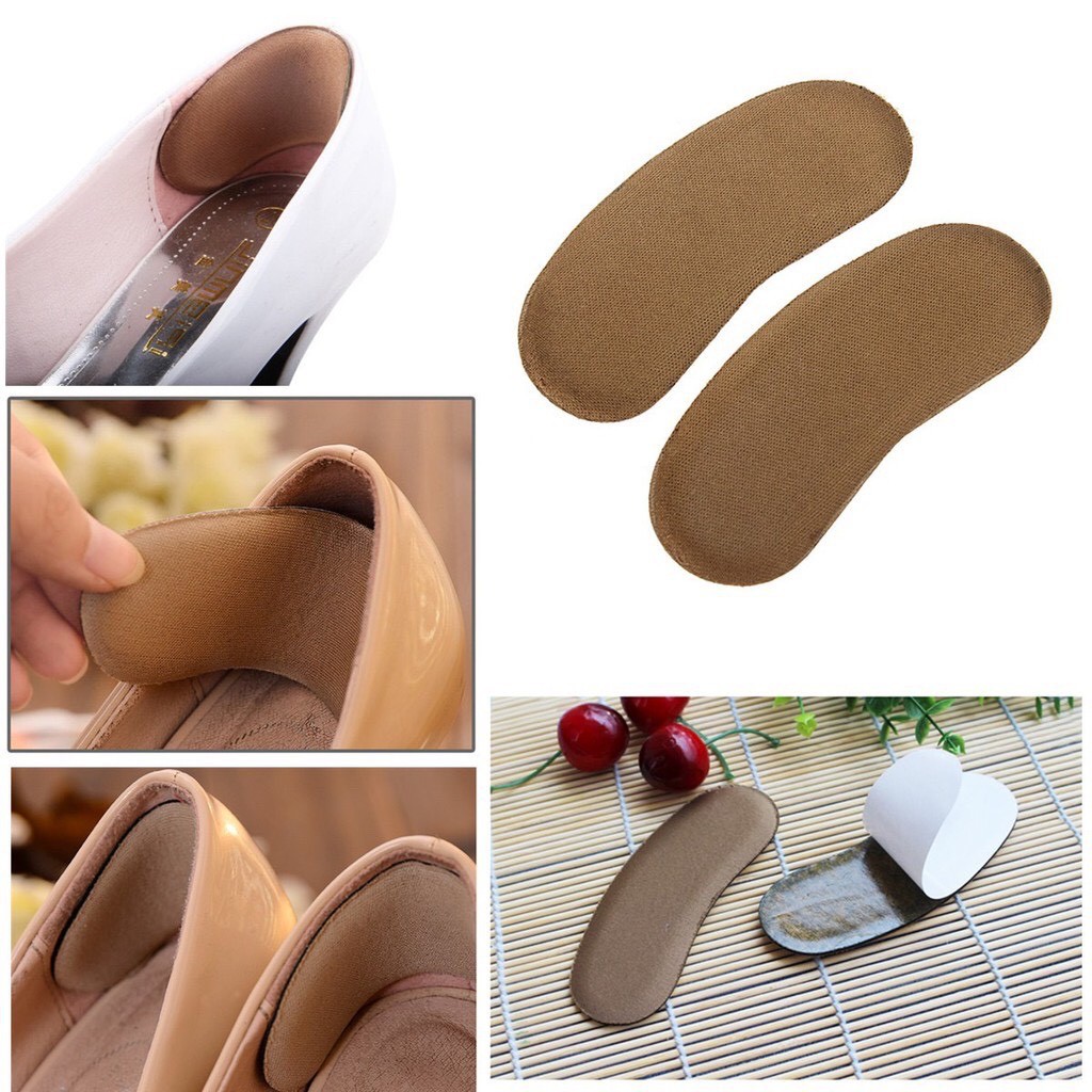 The heel pad protects the back heel against scratches and scratches ...