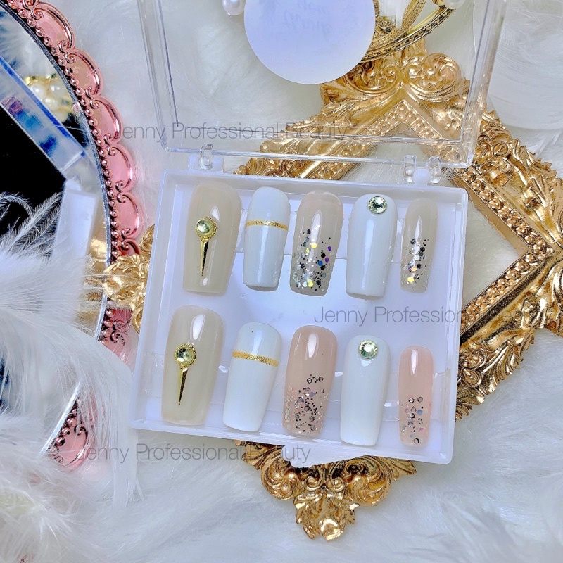 Nail Box Design. Super cute Pieceg set. (with glue, file, box) | Shopee ...