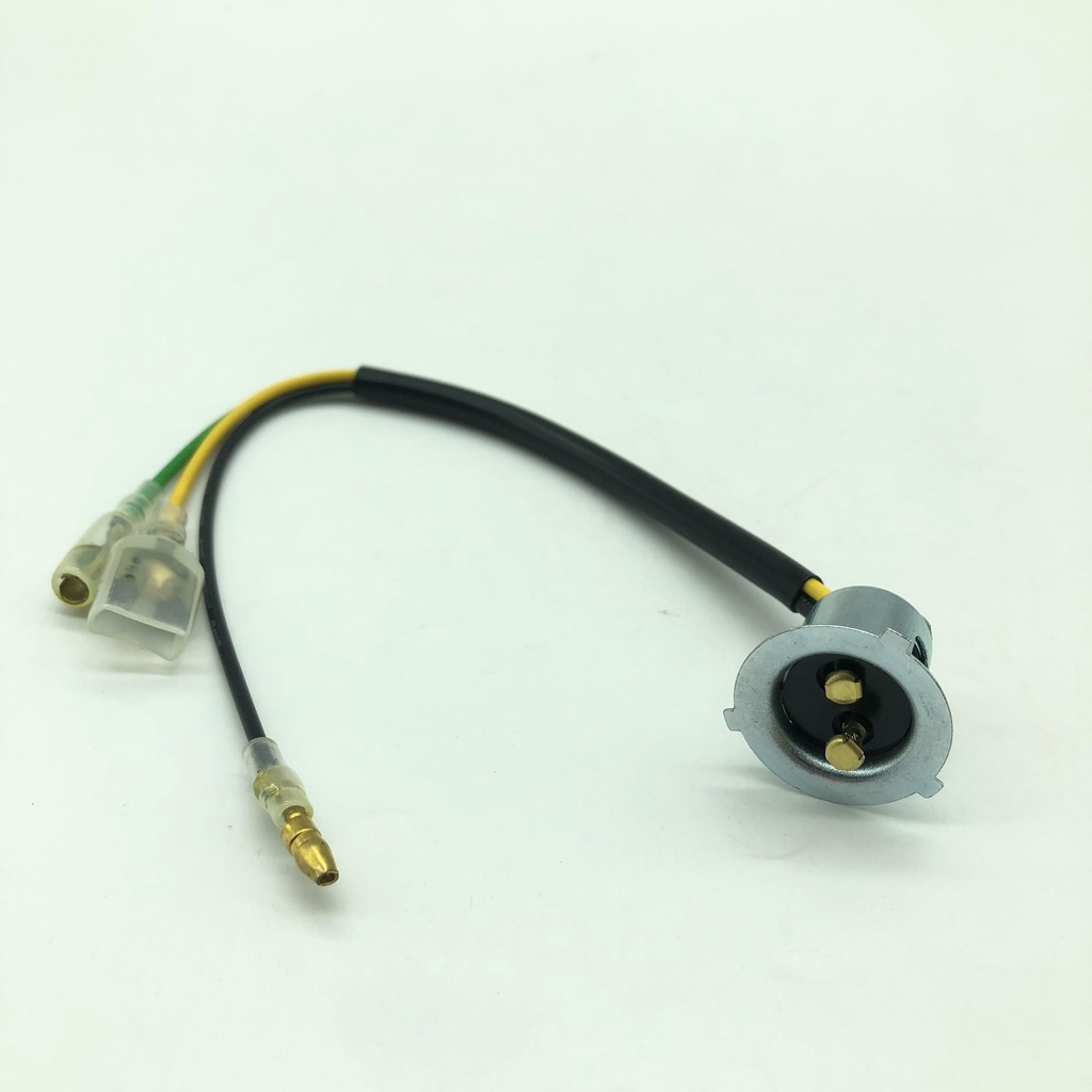 YAMAHA LC135 NEW V4 V5 V6 HEAD LAMP SOCKET APPI SOCKET HEAD LAMP SOCKET LAMPU DEPAN | Shopee ...