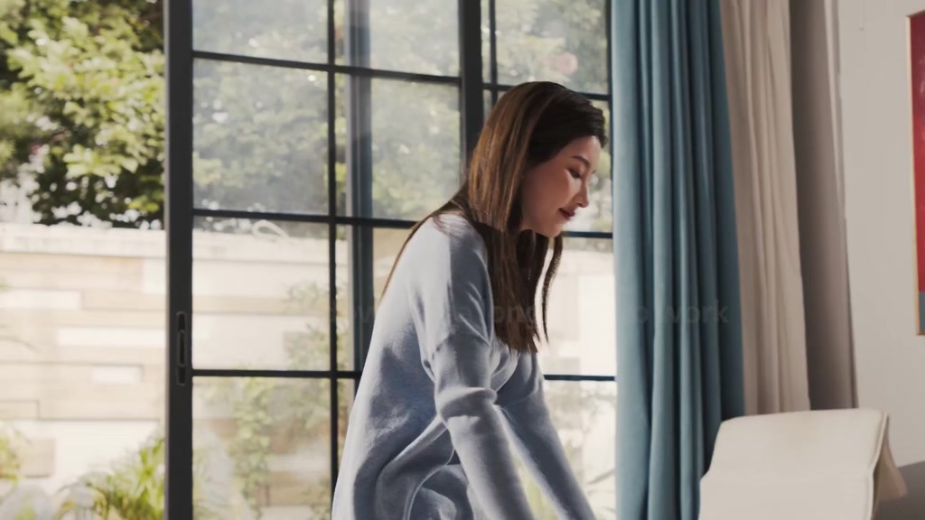 Philips Multifunctional Back Massager with 42℃ Soothing Heating Calf ...