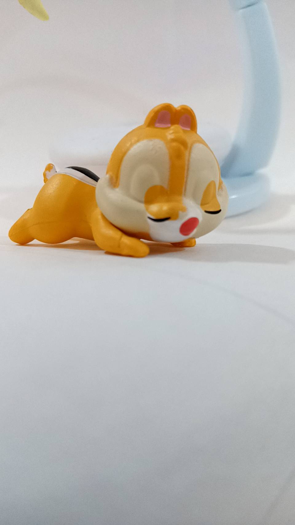 Capsule Toy Store Machine Disney Mickey Minnie Chip 'N' Dale Doll ...