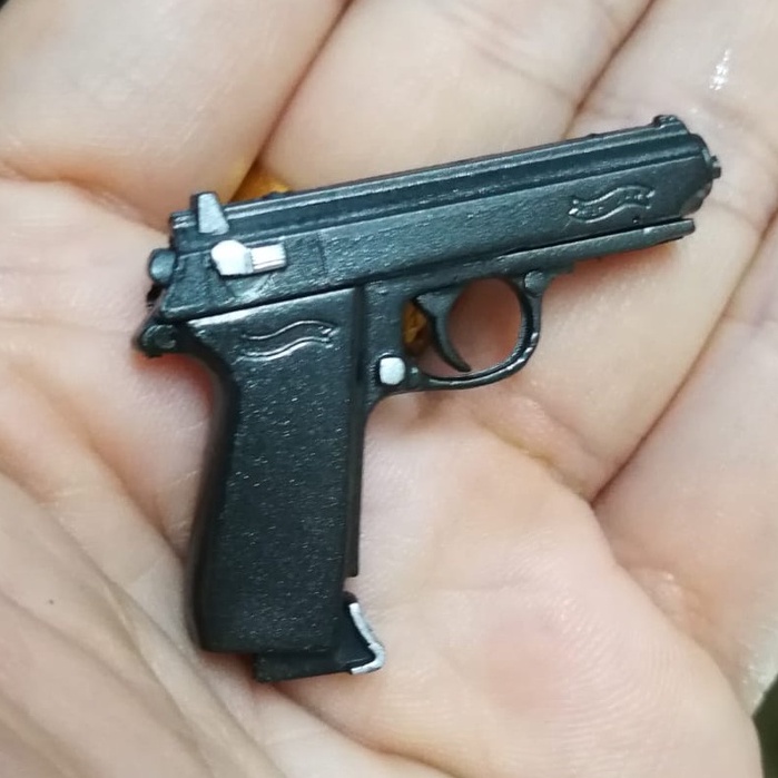 Miniature 1/6 Scale Metallic Painted James Bond PPK Dark Metal 12 ...