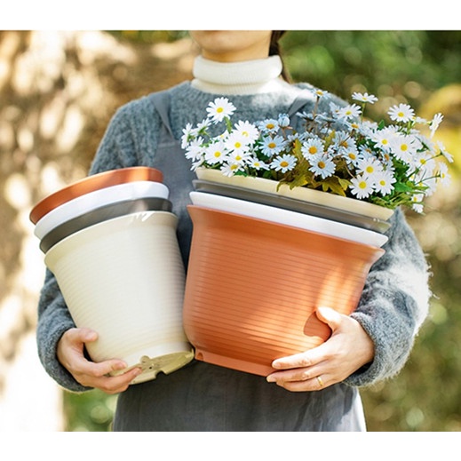 Round short Gardening Pots With Drainage Hole and Base Tray round short ...