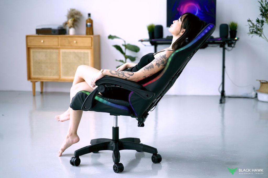 🦅 (𝐒𝐆 𝐒𝐓𝐎𝐂𝐊) Black Hawk RGB Gaming Chair / Gaming Chair / Computer ...