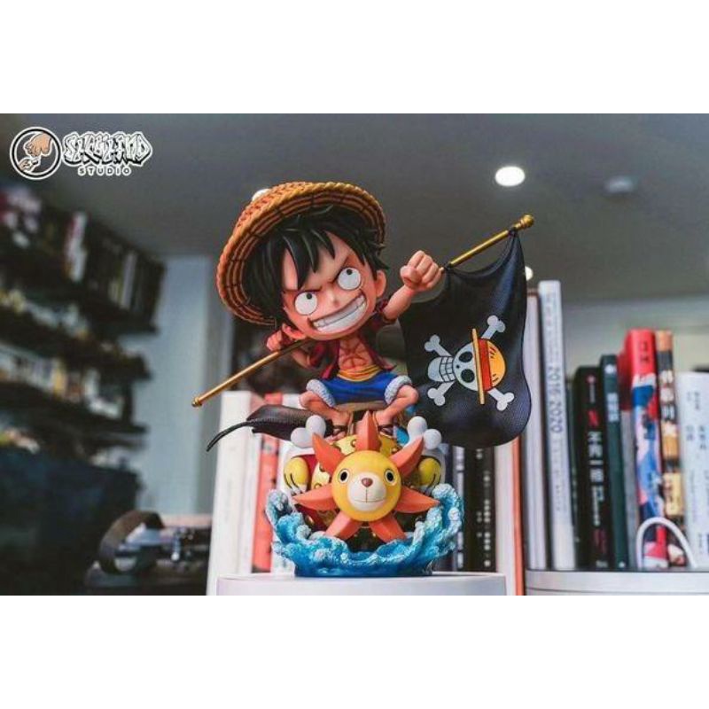 New Resin One piece Monkey D Luffy Pirates Resin Authentic | Shopee ...