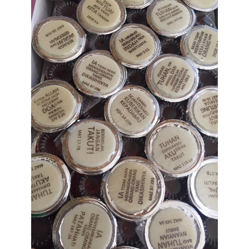 A Set of Holy Communion Hosts Contains 100 cups - Holy Communion ...