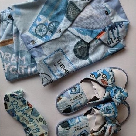 Traveloka Staycation Kit exclusive merchandise limited edition ...