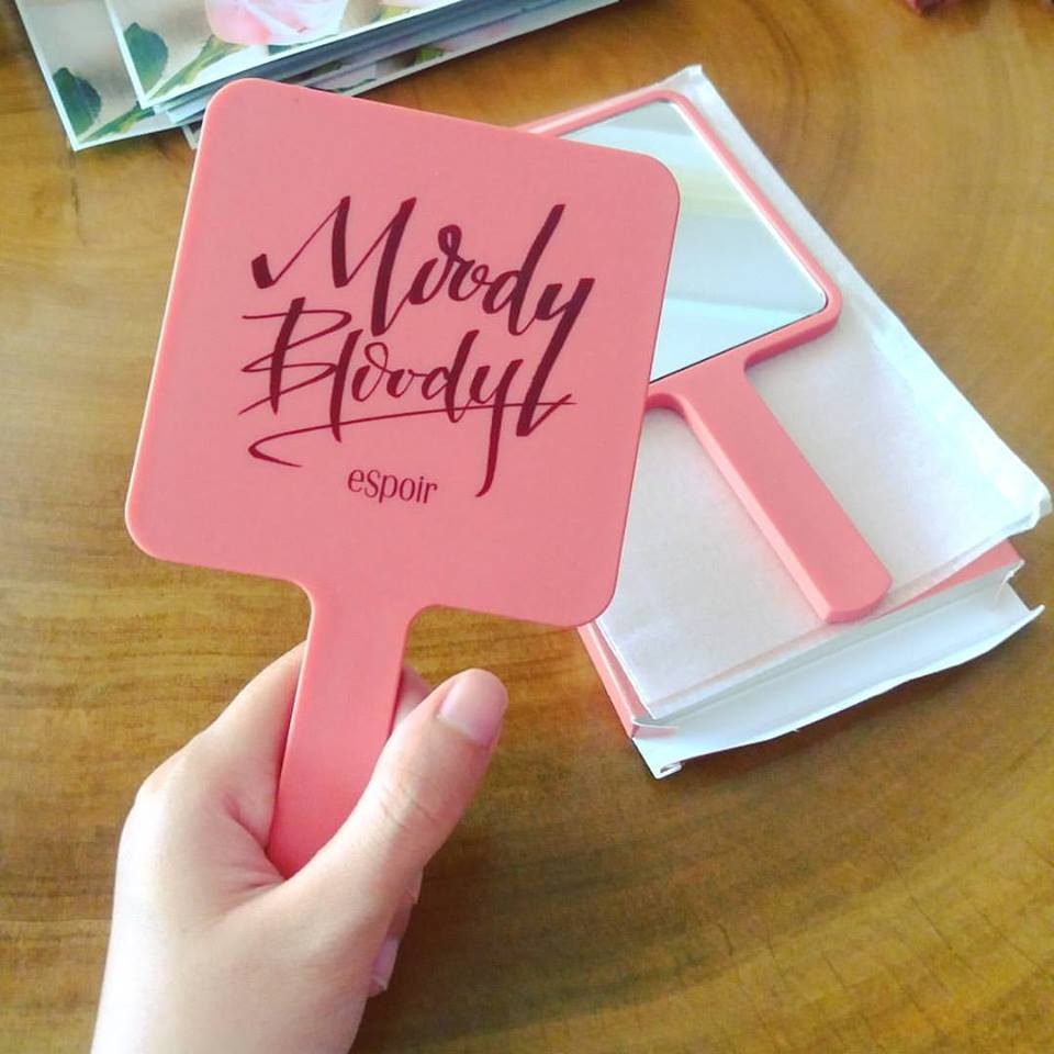 Espoir hand mirror Moody Bloody version (limited edition so it's quite ...