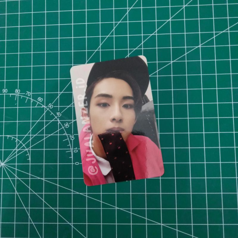 PC WINWIN NCT 127 CHERRY BOMB PHOTOCARD OFFICIAL | Shopee Singapore