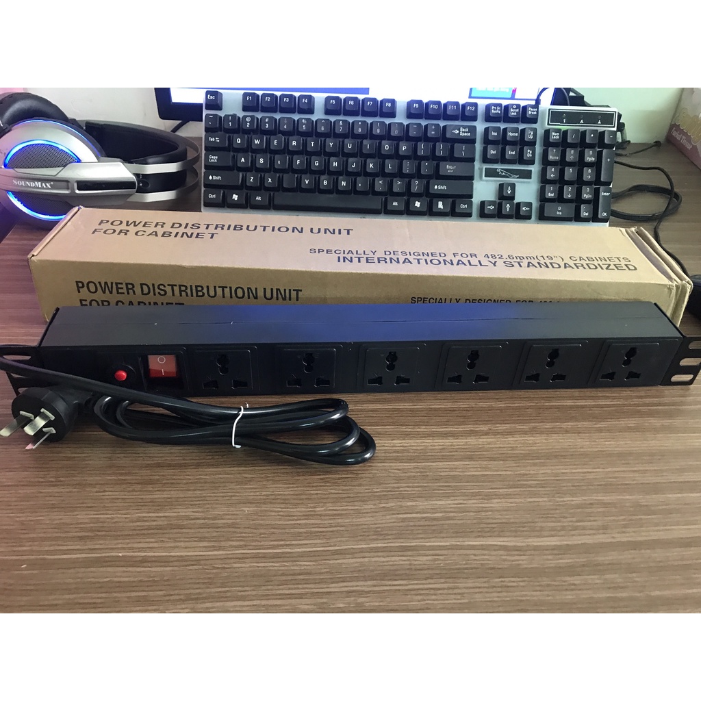 Rack PDU Plastic Power Bar with 6 Multi-Purpose Outlets for Rack ...