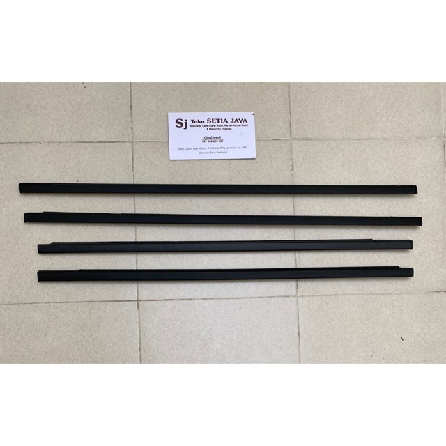 Isuzu panther Capsule / touring 4-door exterior glass seam | Shopee ...