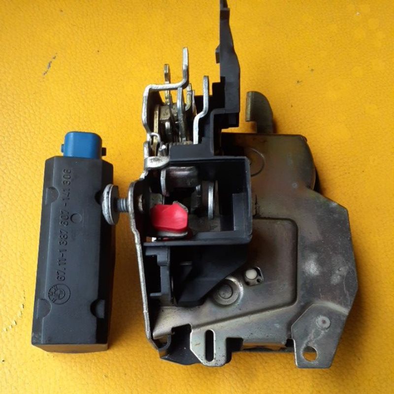Central Door Lock BMW E36 (Original from factory) | Shopee Singapore