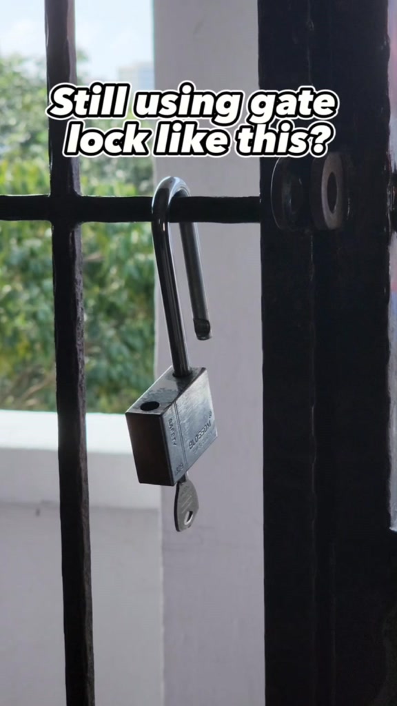 [SG SELLER] LOONLOCK HDB Gate Lock / PadLock (ART.128BC) BC (5yrs ...
