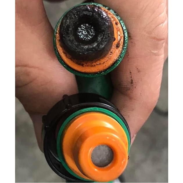 PCV Valve with Hose for Ford Mondeo MK4 S-Max MK1 Range Rover Evoque ...