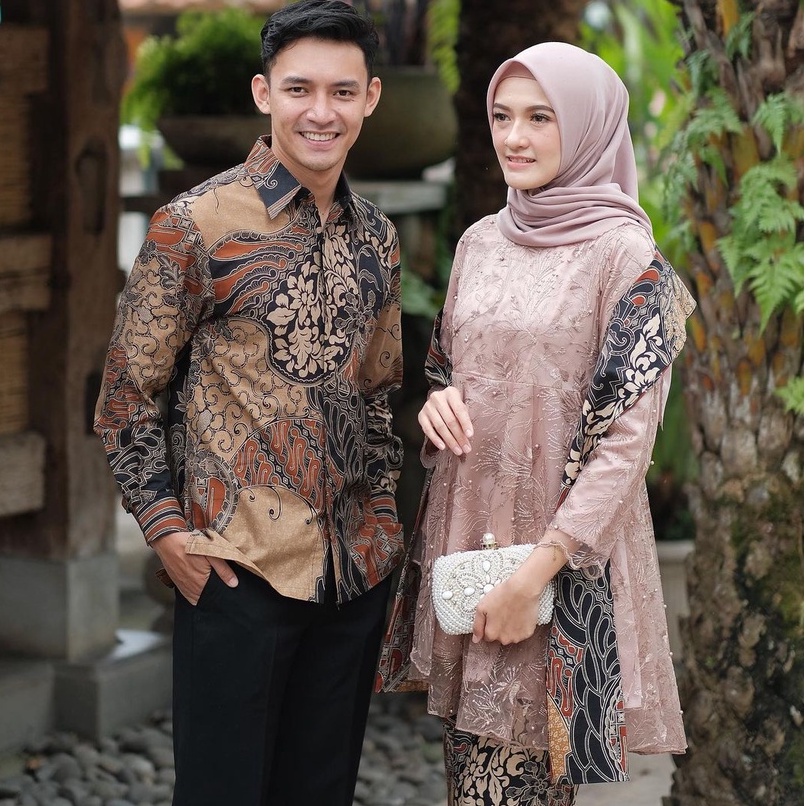 Kebaya MODERN ORIGINAL COUPLE BATIK Clothes Tops For Women Graduation ...