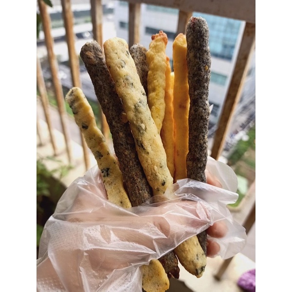 Cute cheese sticks are real (500gr large jar, delicious) | Shopee Singapore