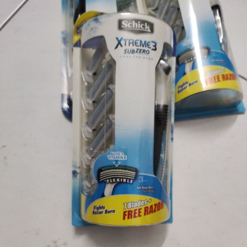 SCHICK XTREME 3 SUB ZERO RAZOR PACK -VALUE PACK (1 RAZOR & 7 REFILL ...