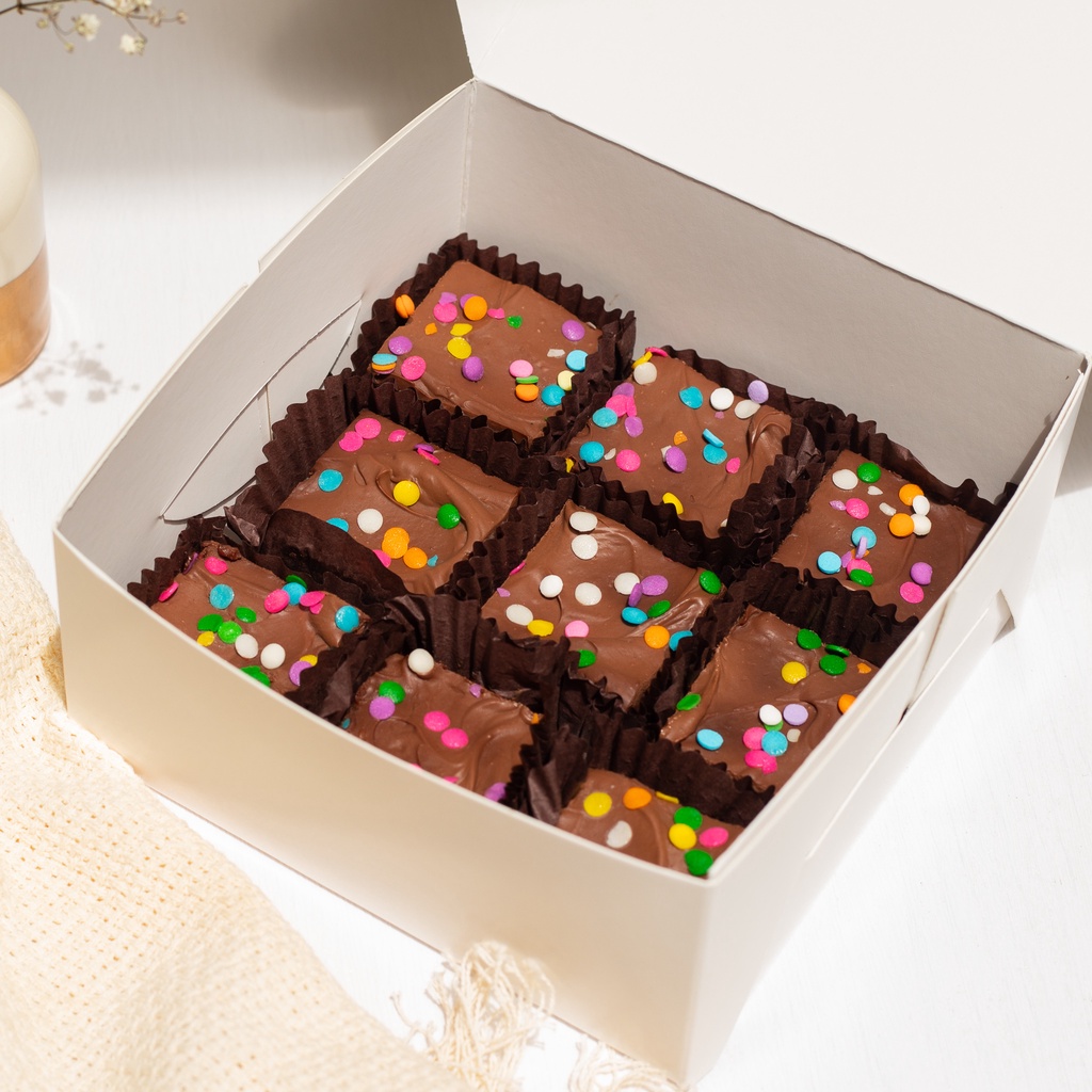 Edith Patisserie Vegan Chocolate Fudge Brownies - Box of Nine | Shopee ...