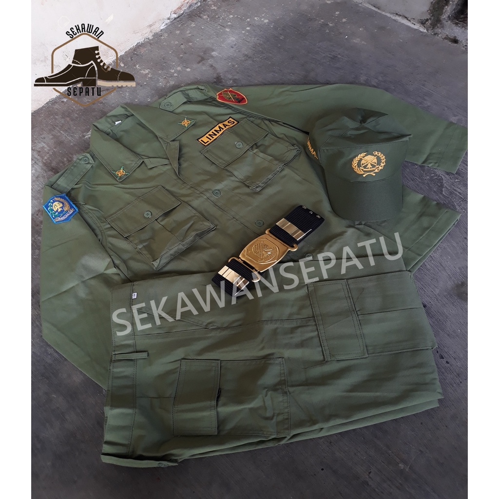 A Complete Set Of Uniforms Complete With Uniforms | Shopee Singapore