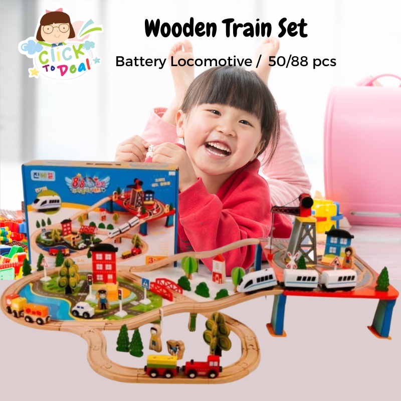 Wooden Train Set with Battery Locomotive Train Track Toy Mainan Kereta ...