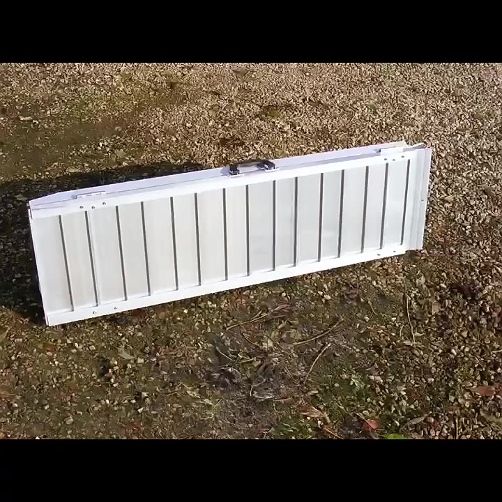 SG Orion Neis Portable Aluminum Bi-folding Wheelchair Ramp for Scooter ...