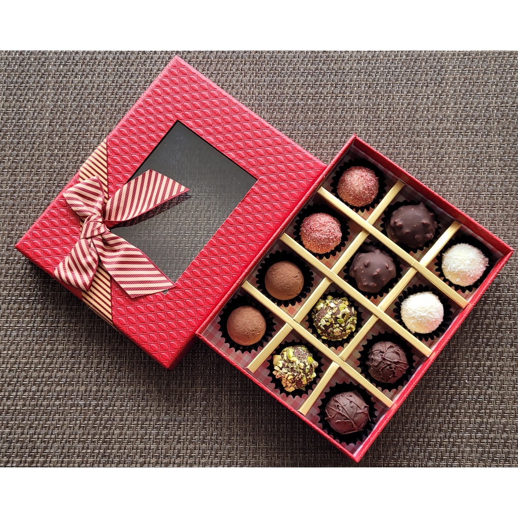 Handmade Gourmet Chocolate Truffles (12pcs gift box) ~ Pianitos Snacks ...