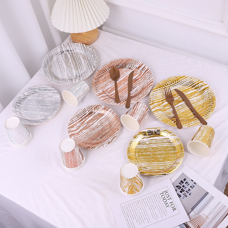 FANGLELAND Disposable Retro Striped Bronzing Paper Plate Cake Paper Cup ...