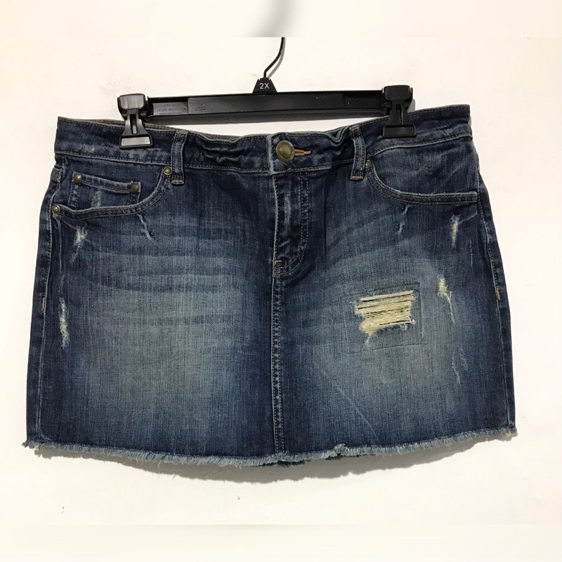 Ripped denim Mini skirt | Shopee Singapore