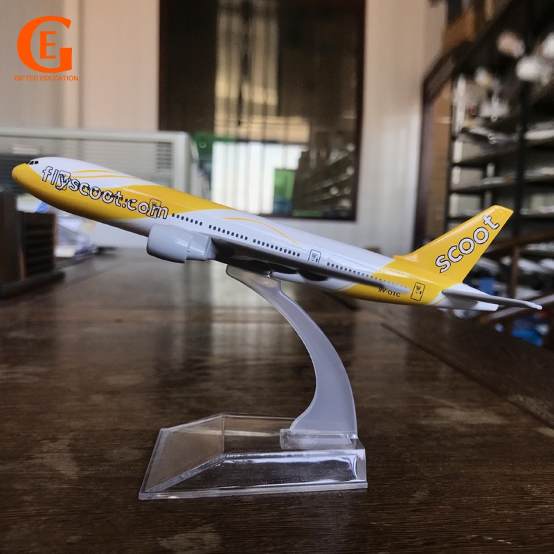 Scoot Airways Boeing 777 Aircraft Model Singapore Diecast Alloy Plane ...