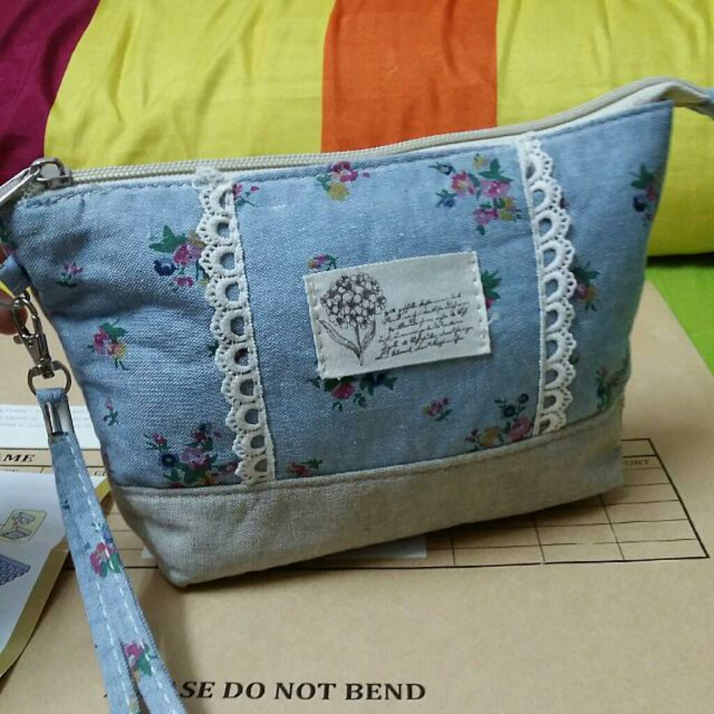 Small pouch | Shopee Singapore