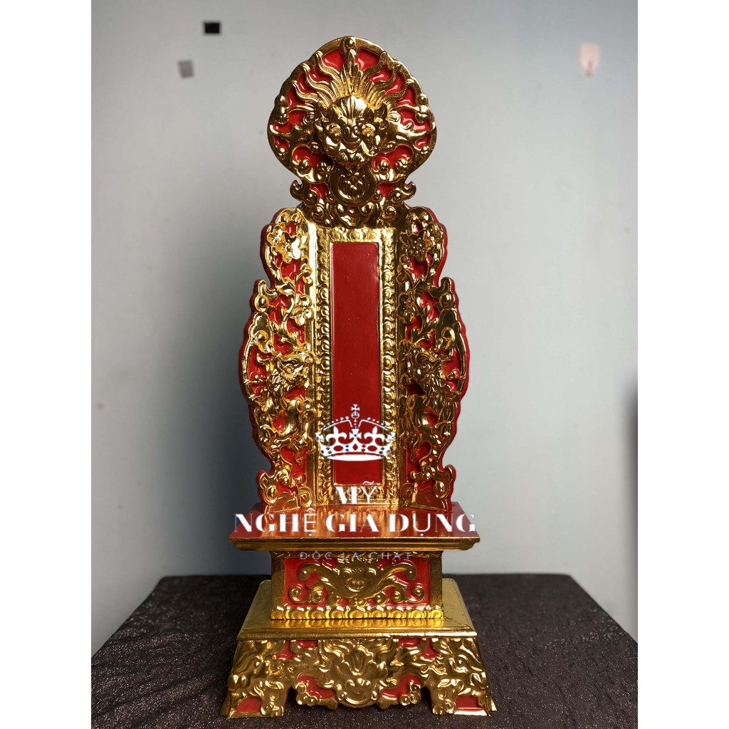 Long ancestral worship tablet, the spirit altar, decorates the ...