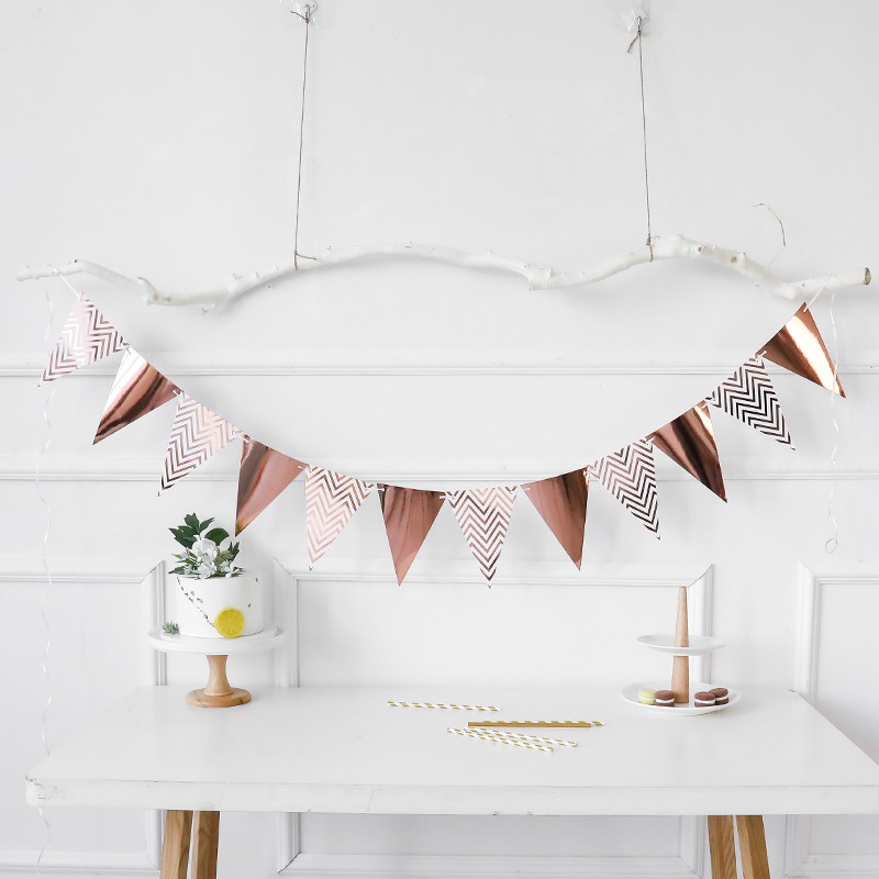 12 Flags Pennant Set Triangle Garland Banner Metallic Gold Silver Pink ...