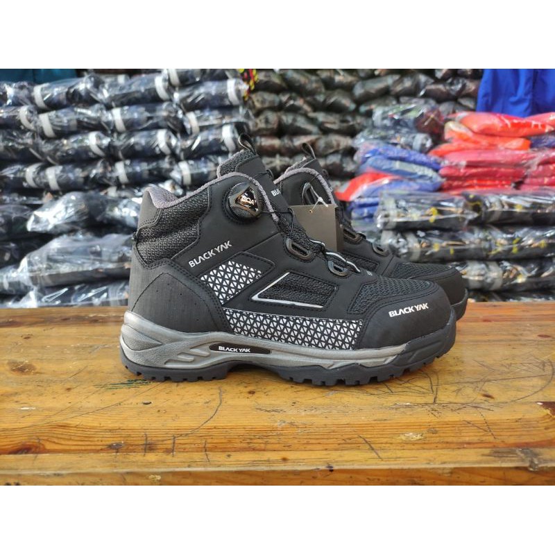 Safety Shoes SPORT Black Yak 100% ORIGINAL MADE IN INDONESIA Korean ...