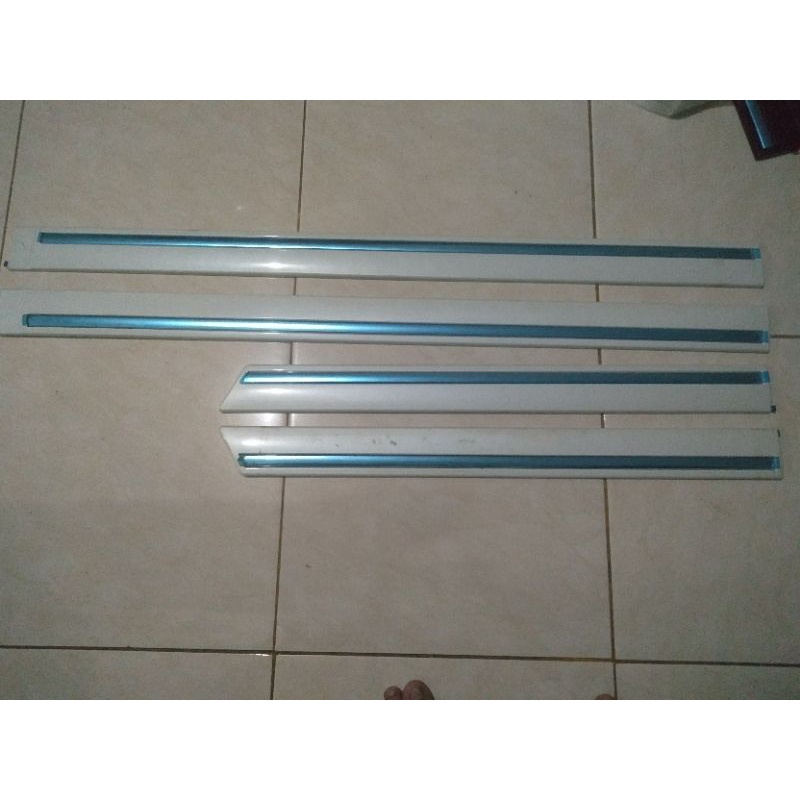 List of original suzuki apv door bodies | Shopee Singapore