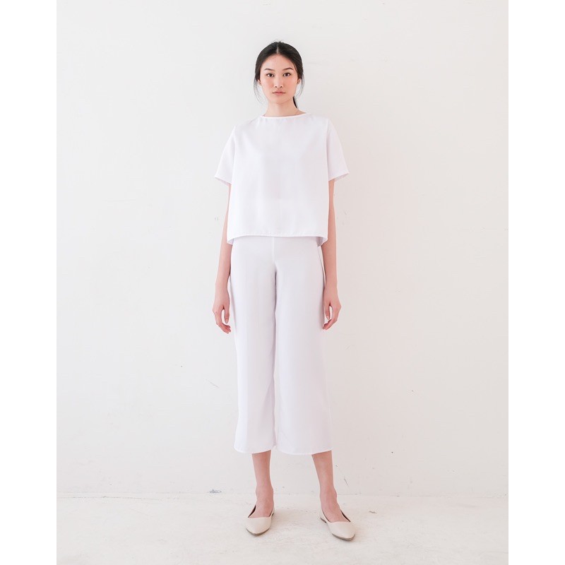 Chloe Cigar (WHITE) | Shopee Singapore