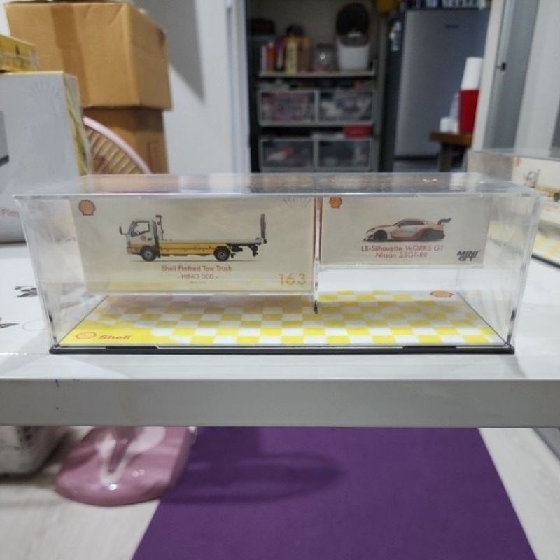 TINY CITY [163] HINO 300 SHELL TRUCK + MINI GT [262] NISSAN R35 GT-RR ...