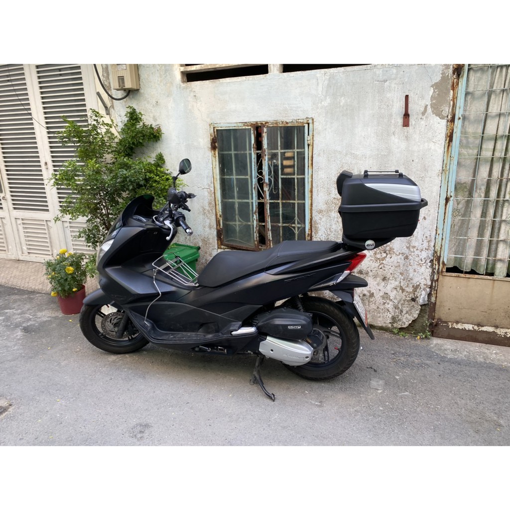 Combo of PCX trunk model B32N_ADV and standard SRV-PCX bag according to ...
