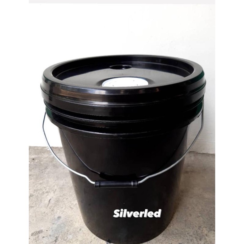 NEW 20L Black pail and cover with spout & Strong Handle | Shopee Singapore