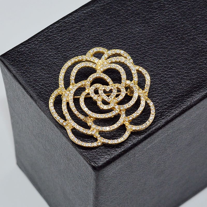 Luxury Brand Camellia Flowers Lapel Pins Rhinestone Brooches Flower ...
