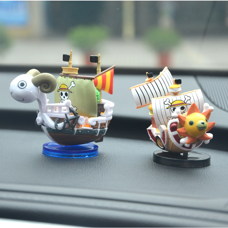 One Piece Ship Going Merry Thousand Sunny, Marine Red Force Law Chibi ...