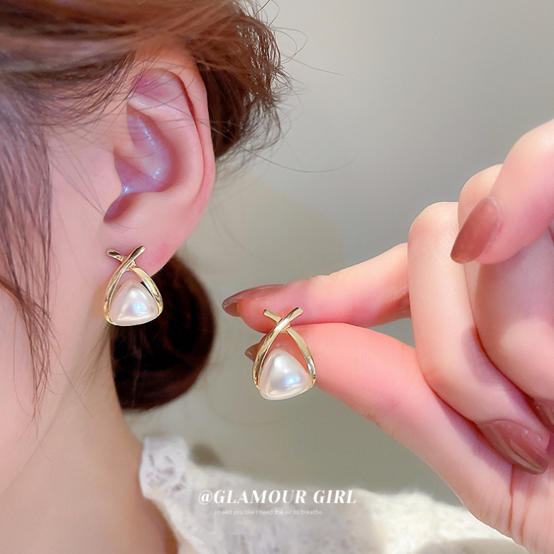 Fashion Baroque Style Cross Triangle Pearl Earrings Gentle Temperament ...