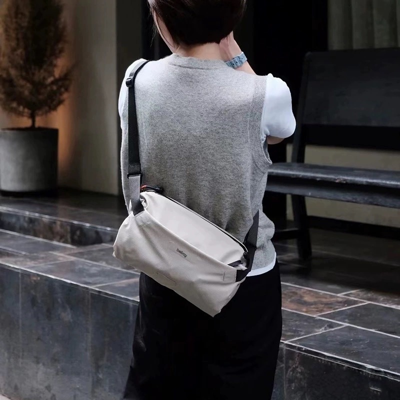 Bellroy Lite Sling 4L/7L Chest Bag | Shopee Singapore
