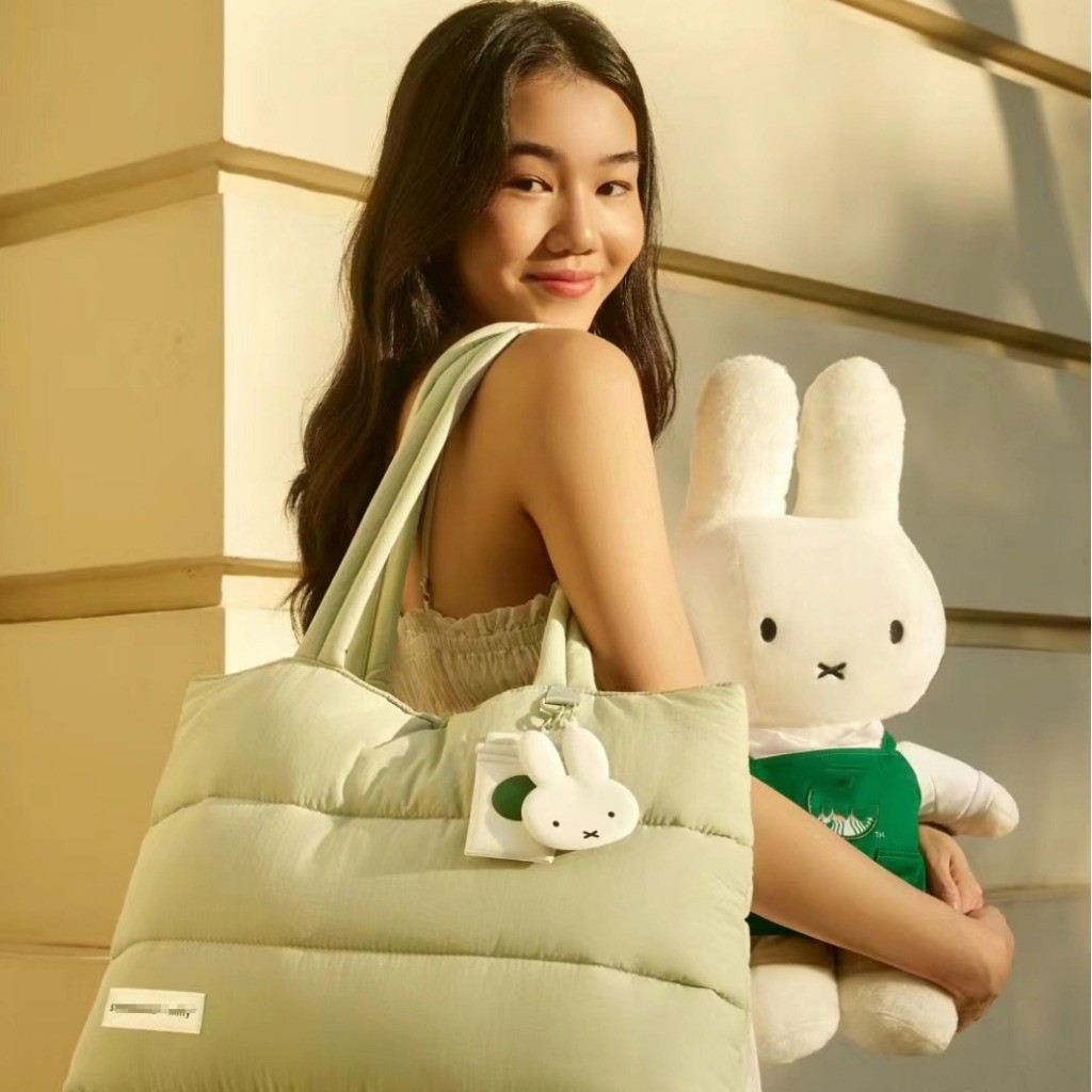(Ready stock promotion) Miffy rabbit miffy Starbucks co-branded down ...