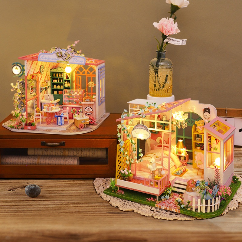 CUTEBEE DIY Dollhouse with Light and Cover, DIY miniature House ...