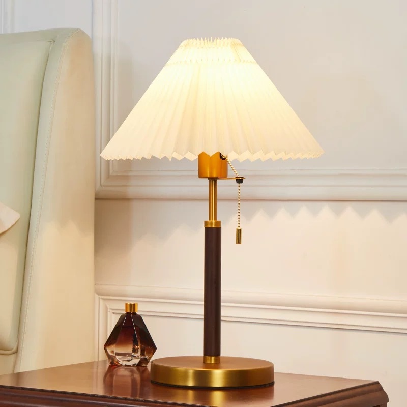 Vintage Pleated Table Lamp With Button Switch Bedside Reading Lamp Desk ...