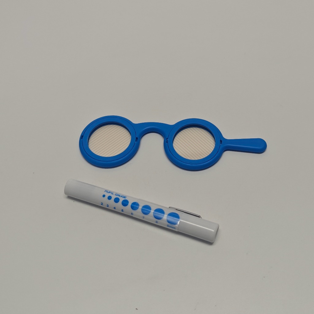 Bagolini Striated Glasses Test Bnormaretinal minimally dissociative for ...