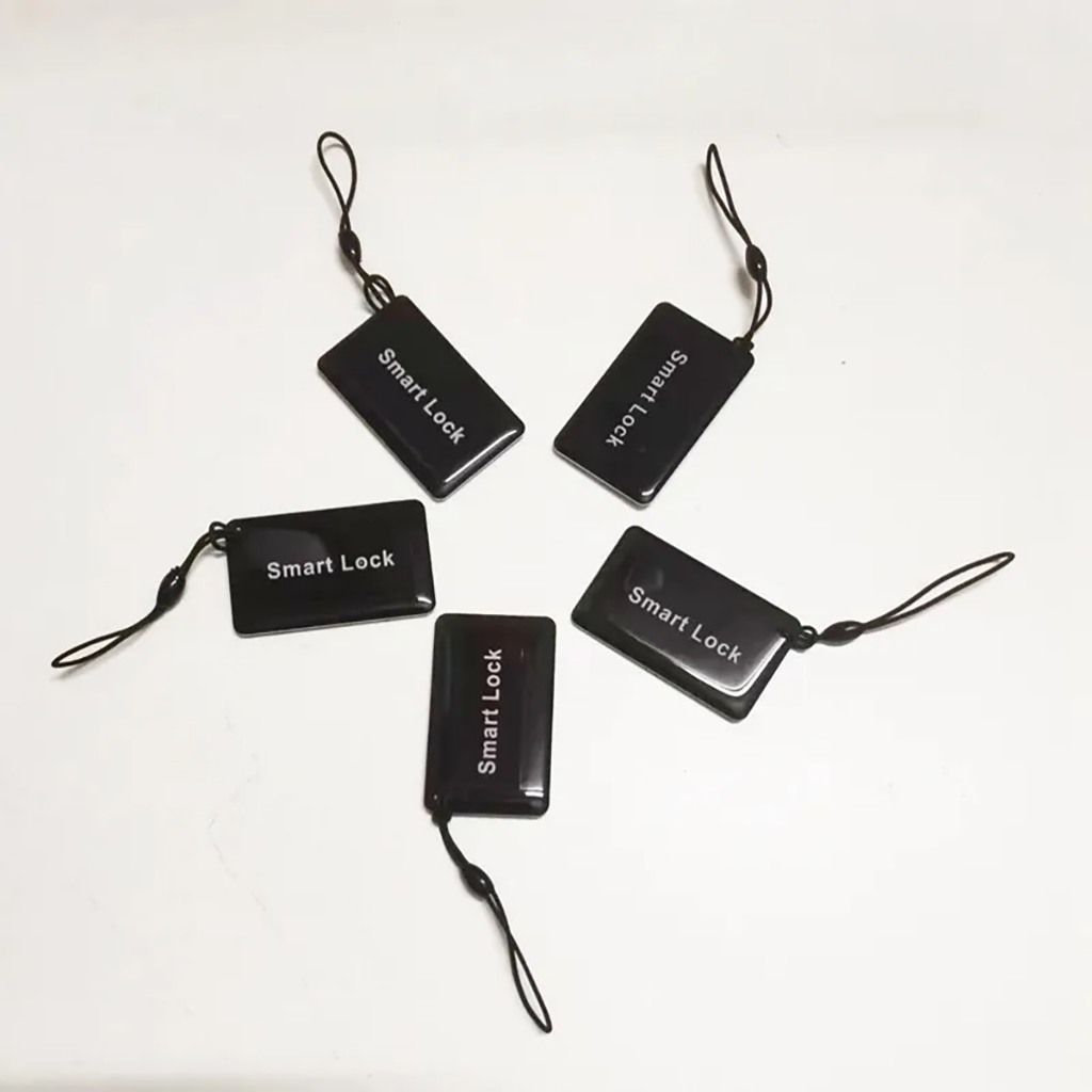 IC access control card is used to sense and recognize smart door lock ...